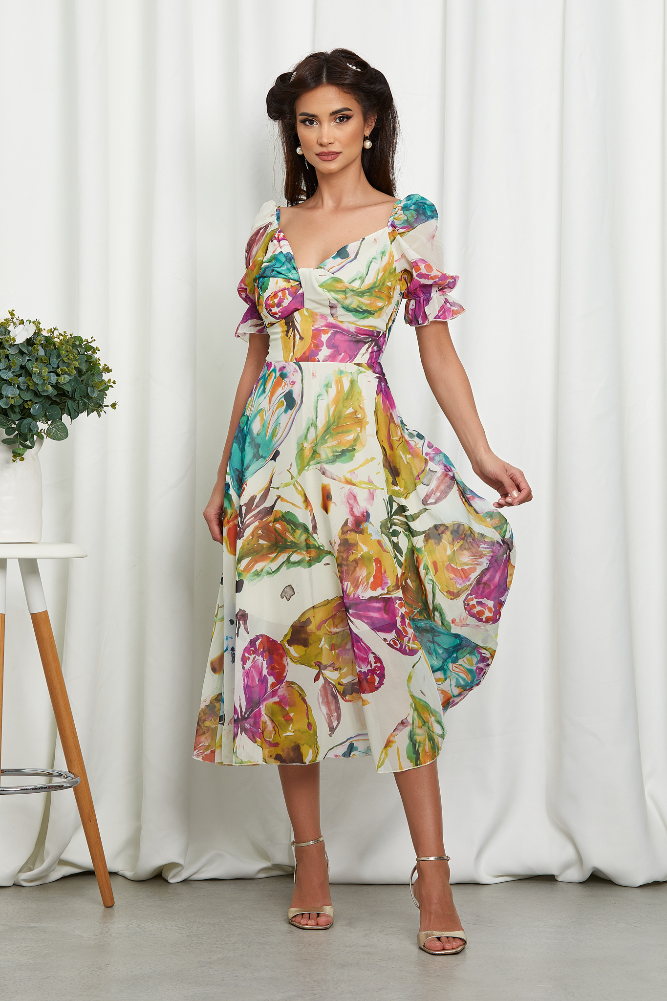 Rochie Xenya Alb Pastel | Rochii de ocazie | rochii-ieftine.net