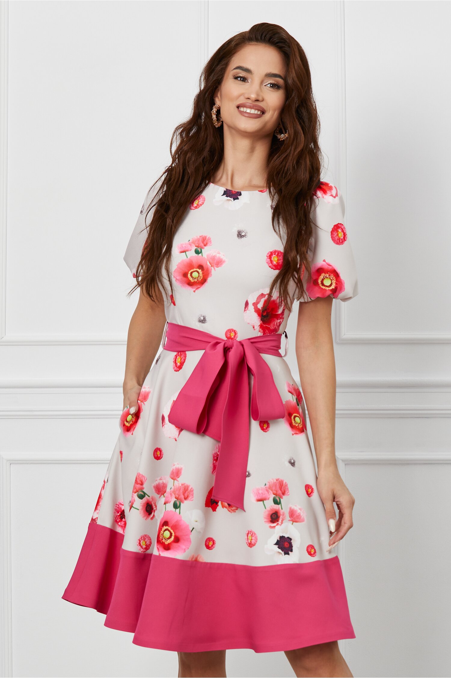 Rochie MBG roz coniac cu imprimeuri florale | rochii-ieftine.net